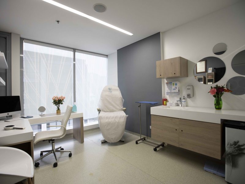 Galería - DRA. Angela Pedraza Dermatología