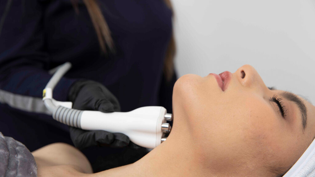 VENUS LEGACY - DRA. Angela Pedraza Dermatología